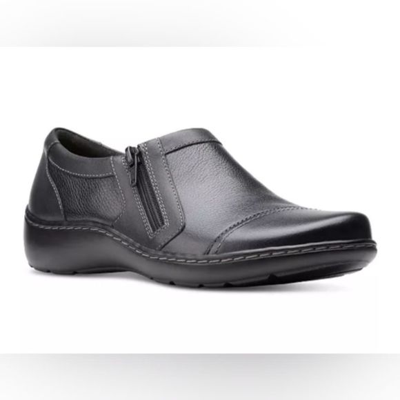 Clarks | Shoes | Clarkswomenscora Giny Cushionedzip Loafer Flats Size ...